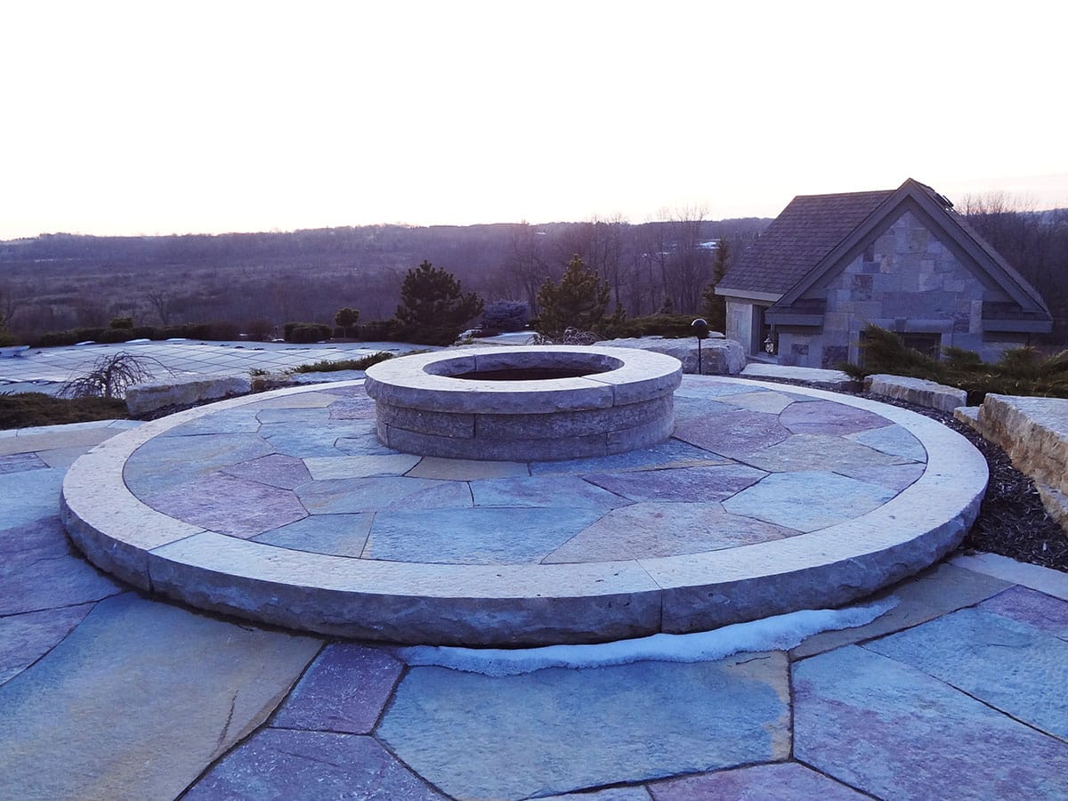 Rustic Natural Fire Pit